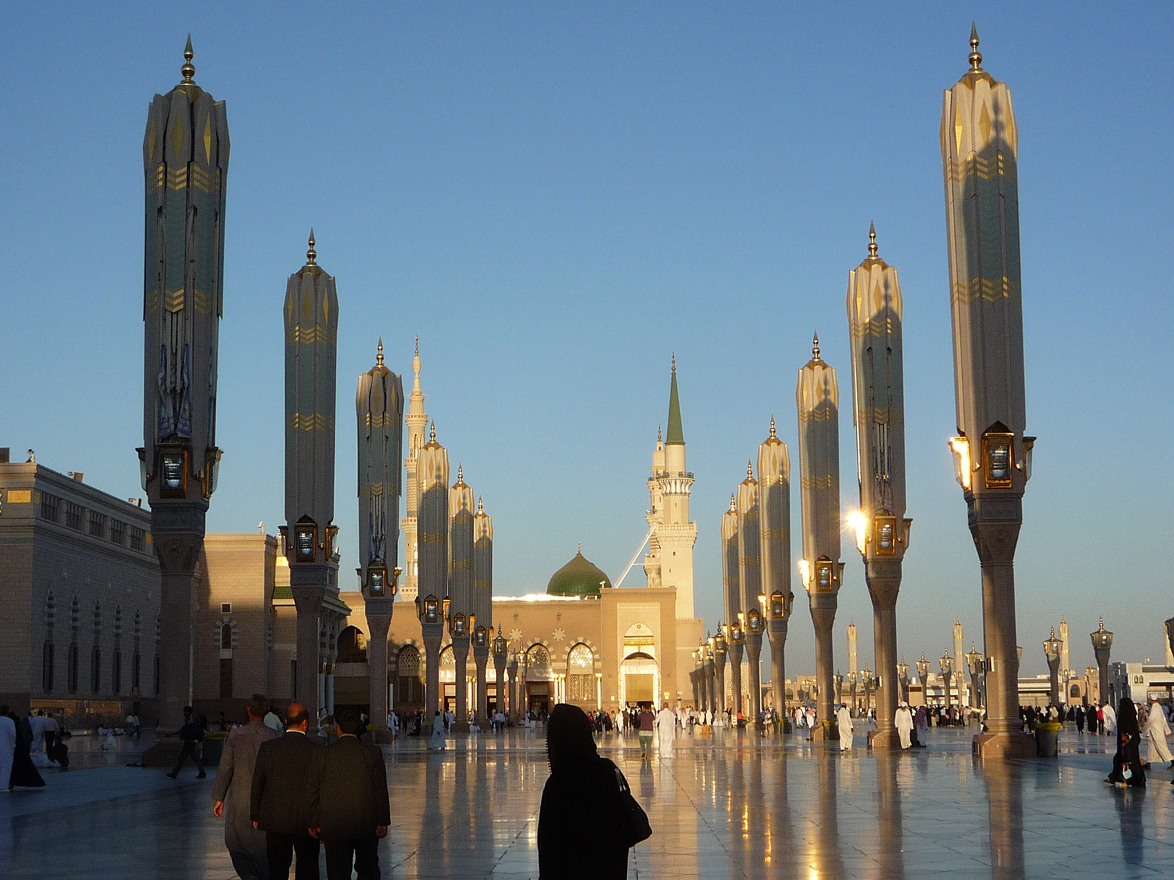 Madinah Piazza Shading Project by SL Rasch - 谷德设计网