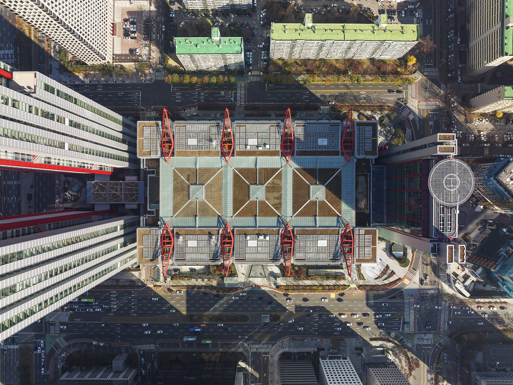 Parc.1 by Rogers Stirk Harbour + Partners - 谷德设计网