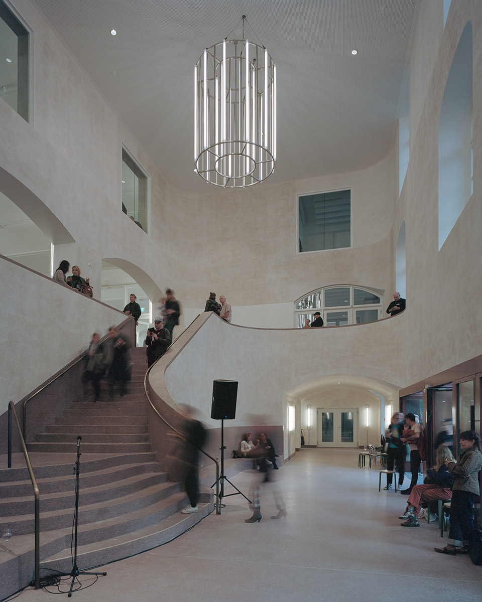 kHaus Basel: Transformation and refurbish of main building in Kaserne ...