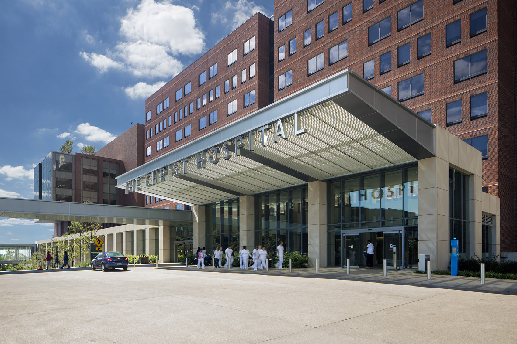 27-The-Christ-Hospital-Joint-and-Spine-Center_SOM.jpg (1700×1133)