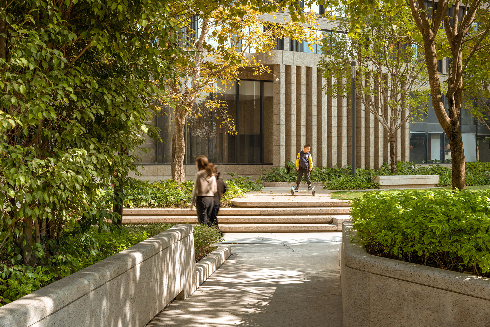 Hony Tower Landscape Design, Shenzhen by ASPECT Studios - 谷德设计网