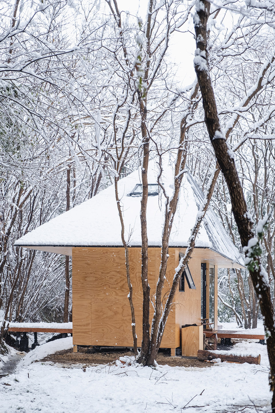 Wild Home – The Ark Cabin, Wuhan, China by Wiki World & Advanced ...
