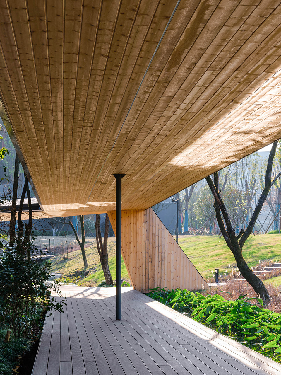 Floating Cornice on the Brook – Micro-Renewal of Zhejiang Conservatory ...