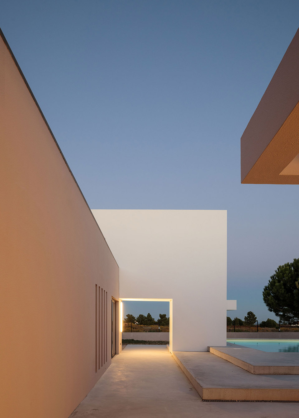 A Saramage by DC.AD - 谷德设计网