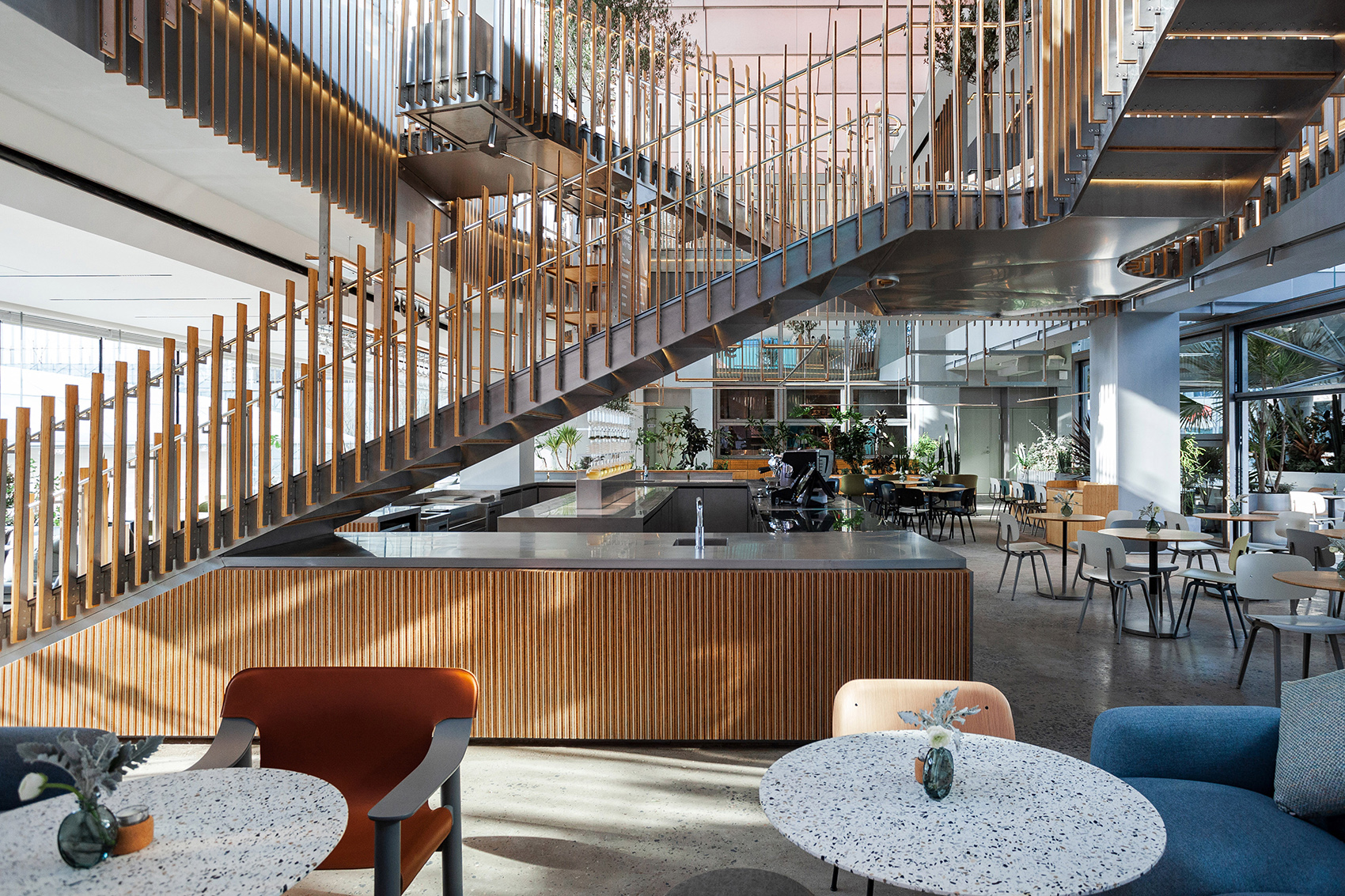 gaga flagship restaurant in Beijing by dongqi Design - 谷德设计网