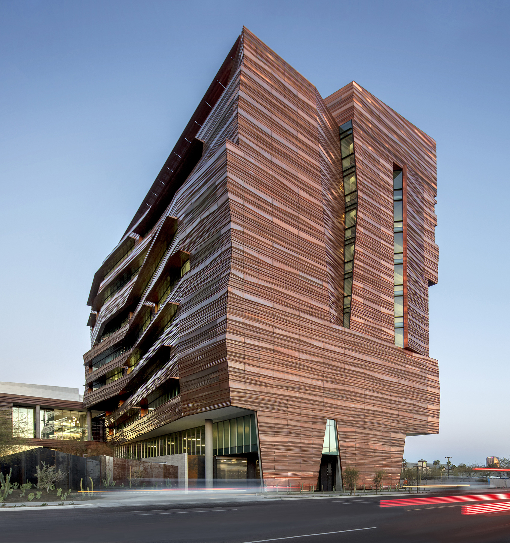Phoenix Biomedical Sciences Partnership Building by CO Architects - 谷德设计网