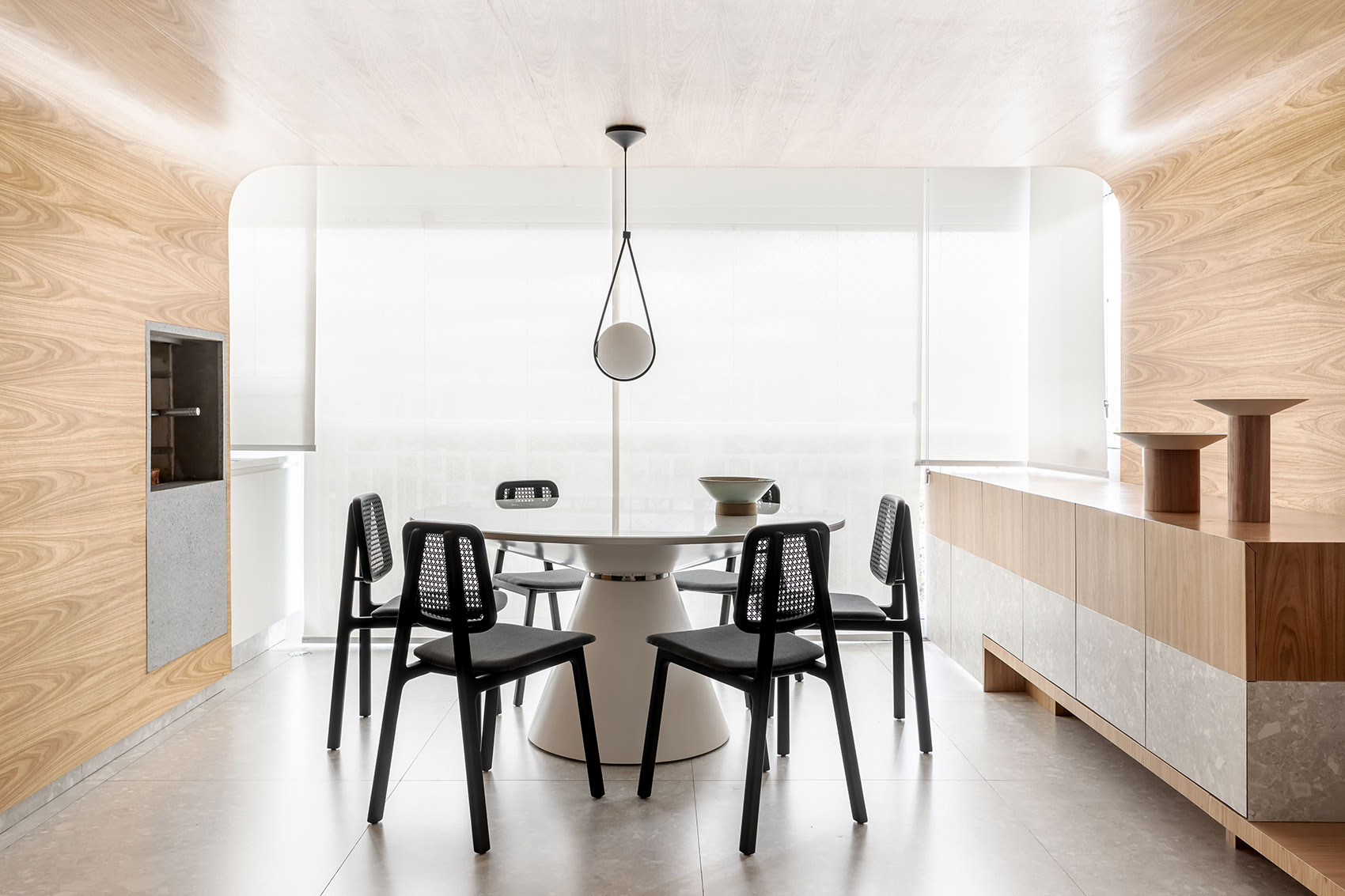 RR Apartment by Pascali Semerdjian Architects - 谷德设计网