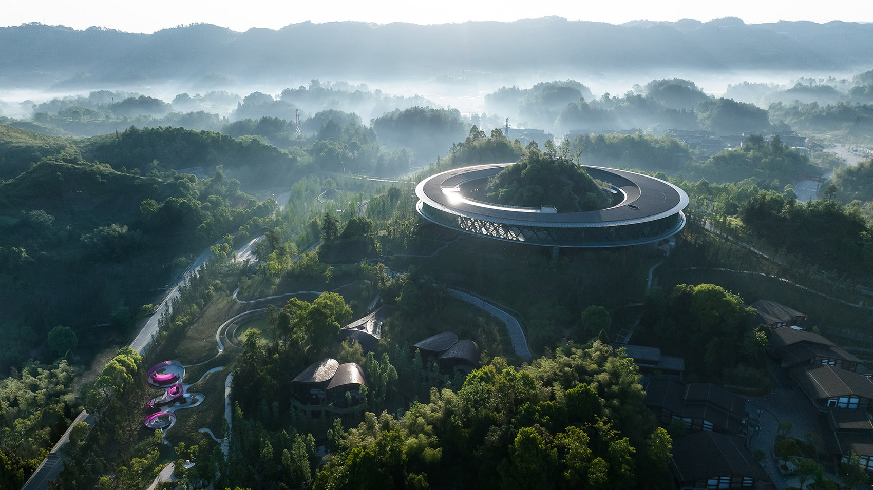 Spaceship Miracle, an immersive outdoor game scene in Chongqing by WTD ...