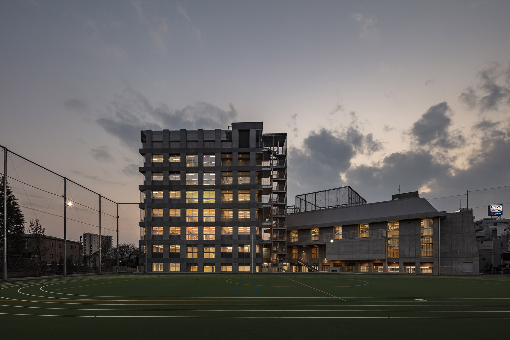 Tabata Junior High School by Coelacanth K&H Architects Inc. - 谷德设计网