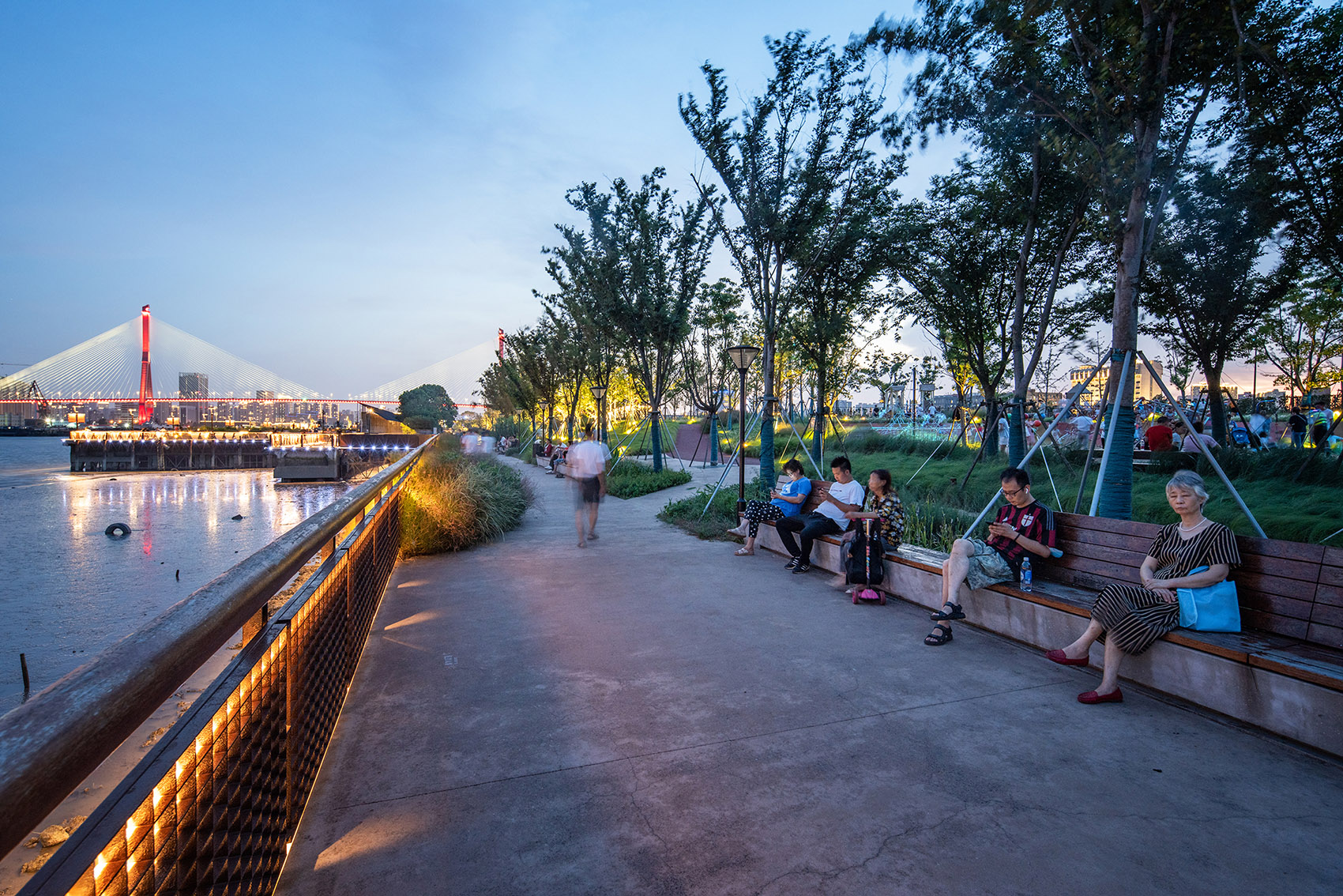Yangpu Riverside public space (Shanghai No.12 cotton mill) by da ...