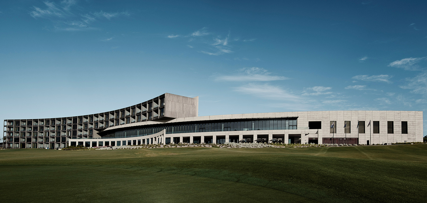 RACV Torquay by Wood Marsh - 谷德设计网