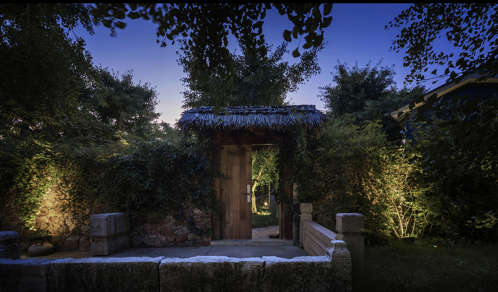 Ruixiang Garden In Dongshan, China by Suzhou Youjian architectural ...