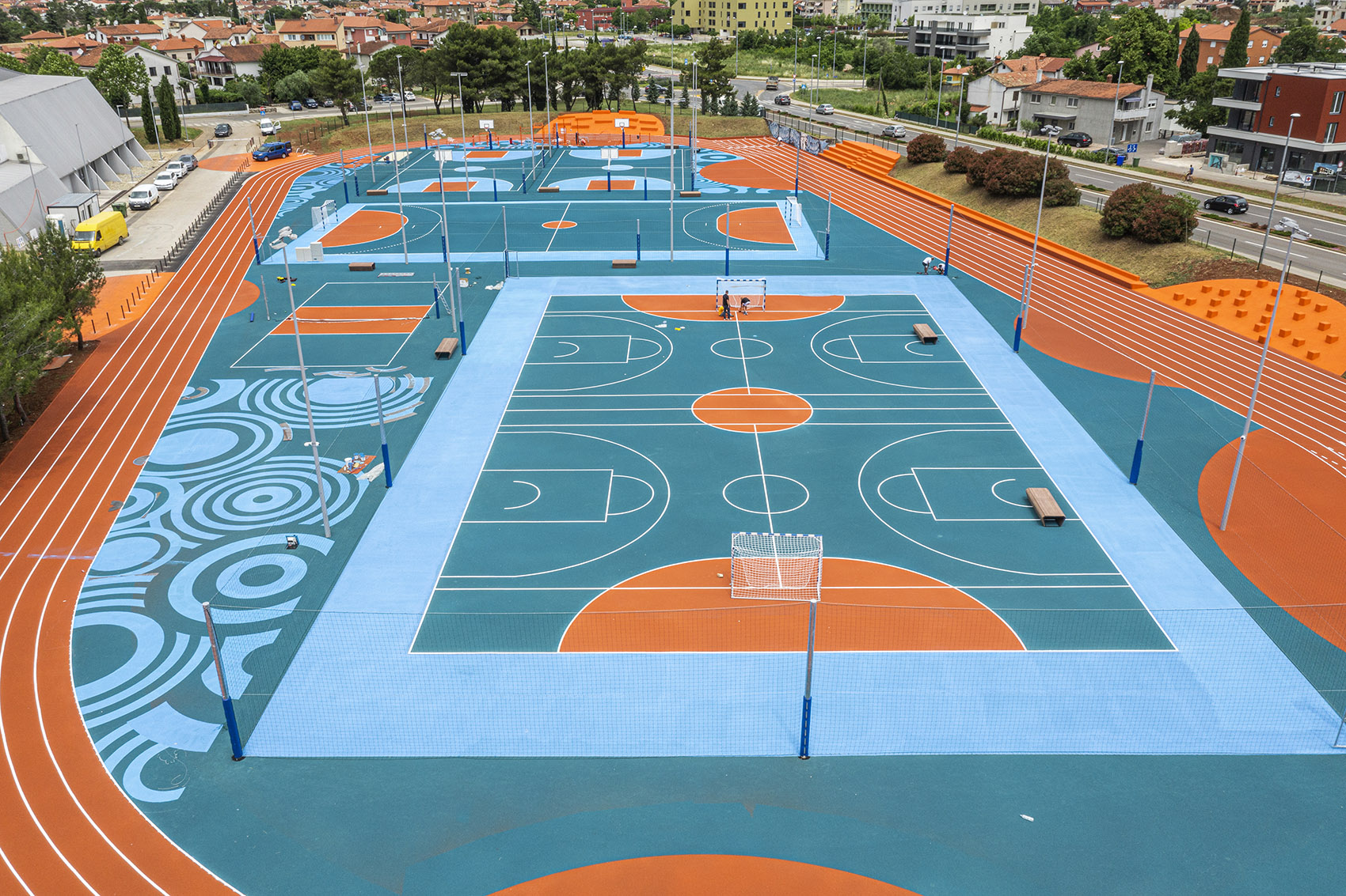 018-Sports-field-of-Elementary-School-Marija-i-Lina-by-Studio-MAU-d-o-o ...