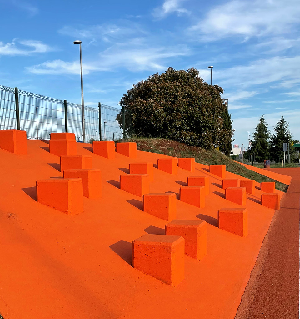 Sports field of Elementary School “Marija i Lina” by Studio MAU d.o.o ...