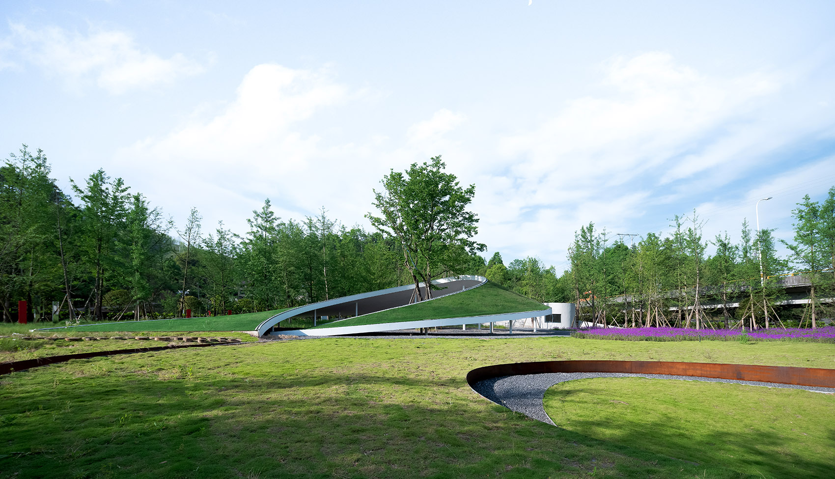 Spaceship Miracle, an immersive outdoor game scene in Chongqing by WTD ...