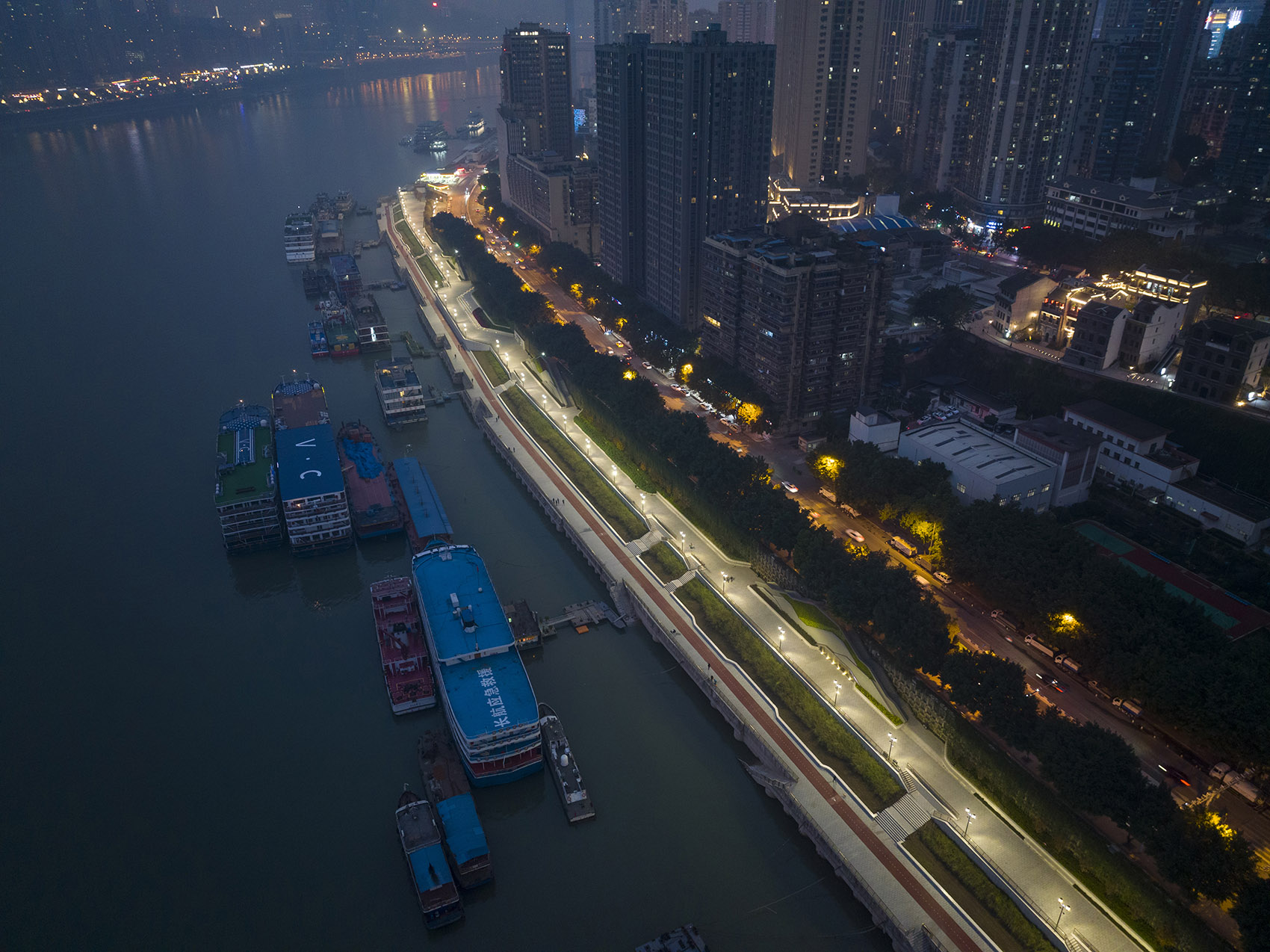 Chongqing Changbin – The section from Dongshuimen Bridge to Chuqimen ...