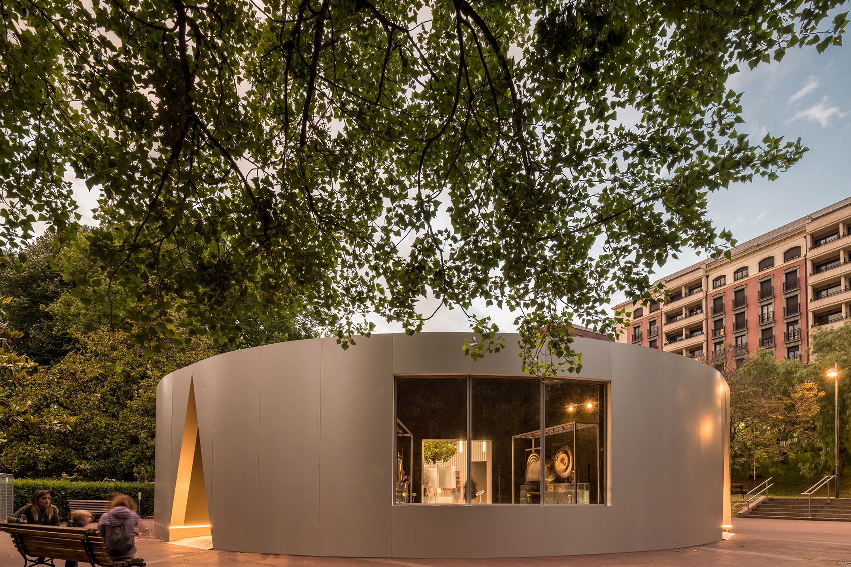 Mandala Lab by the Rubin Museum - 谷德设计网