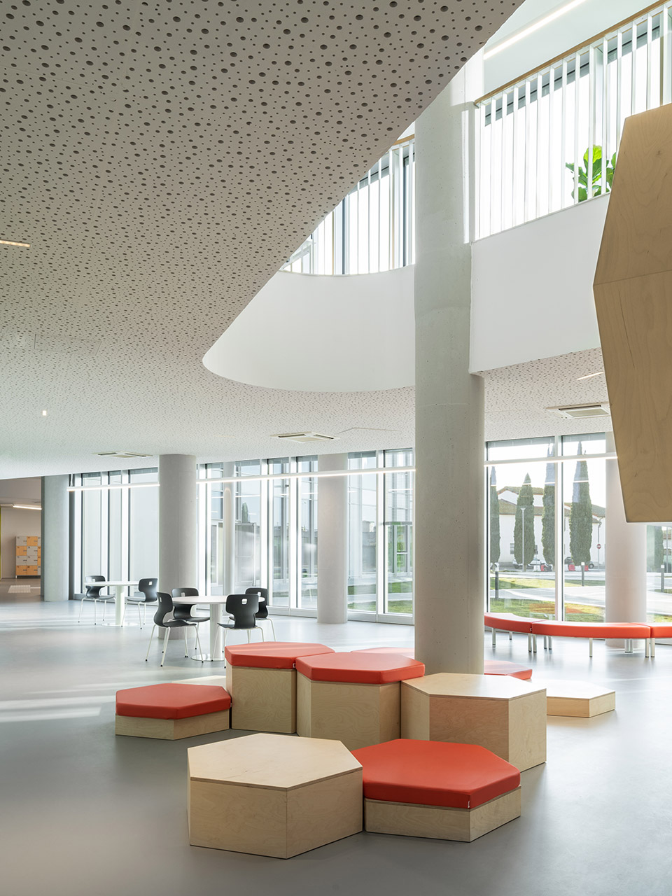 新A.M.E Agnoletti高中，佛罗伦萨 / Settanta7 - 谷德设计网