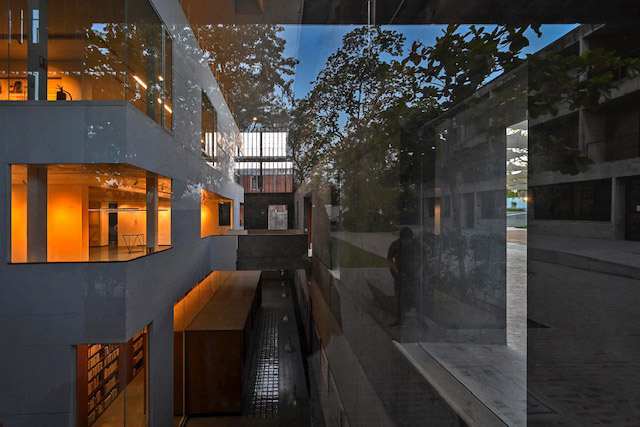 Lilavati Lalbhai Library, CEPT University, Ahmedabad by RMA Architects ...