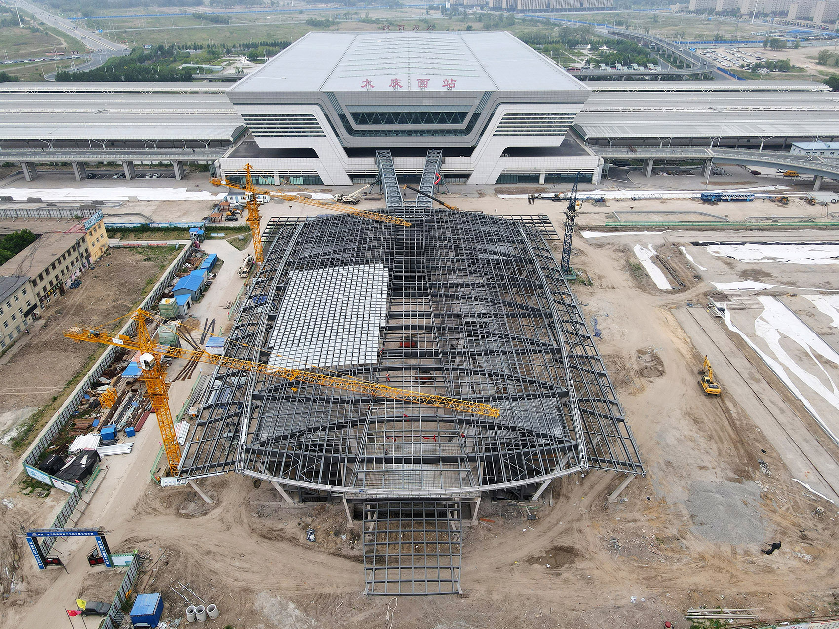 Daqing West Integrated Highway Passenger Station by Had Architects ...