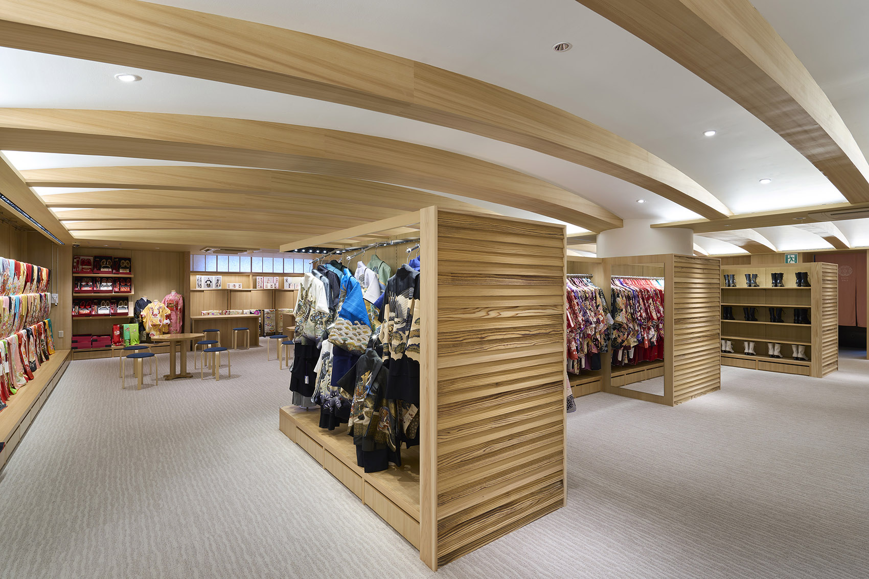 Mayuzuki -HAREGINO MARUSHO 1F sales area by TSUTSUMI & ASSOCIATES - 谷德设计网