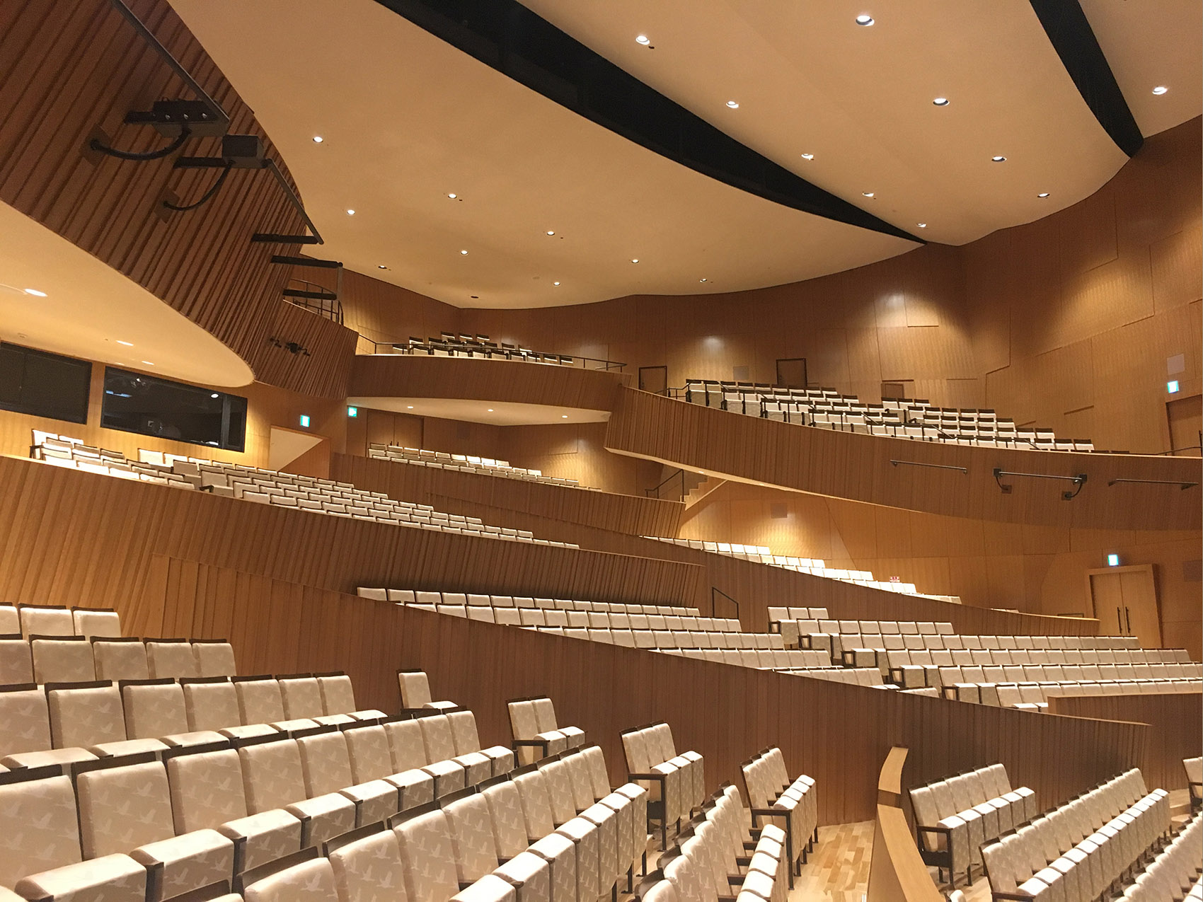 庄银TACT鹤冈（鹤冈市文化会馆），日本 / SANAA - 谷德设计网