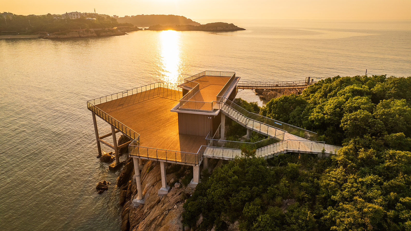 Ningbo Songlan Mountain Resort glass walkway by Shanghai CHIDI Studio ...