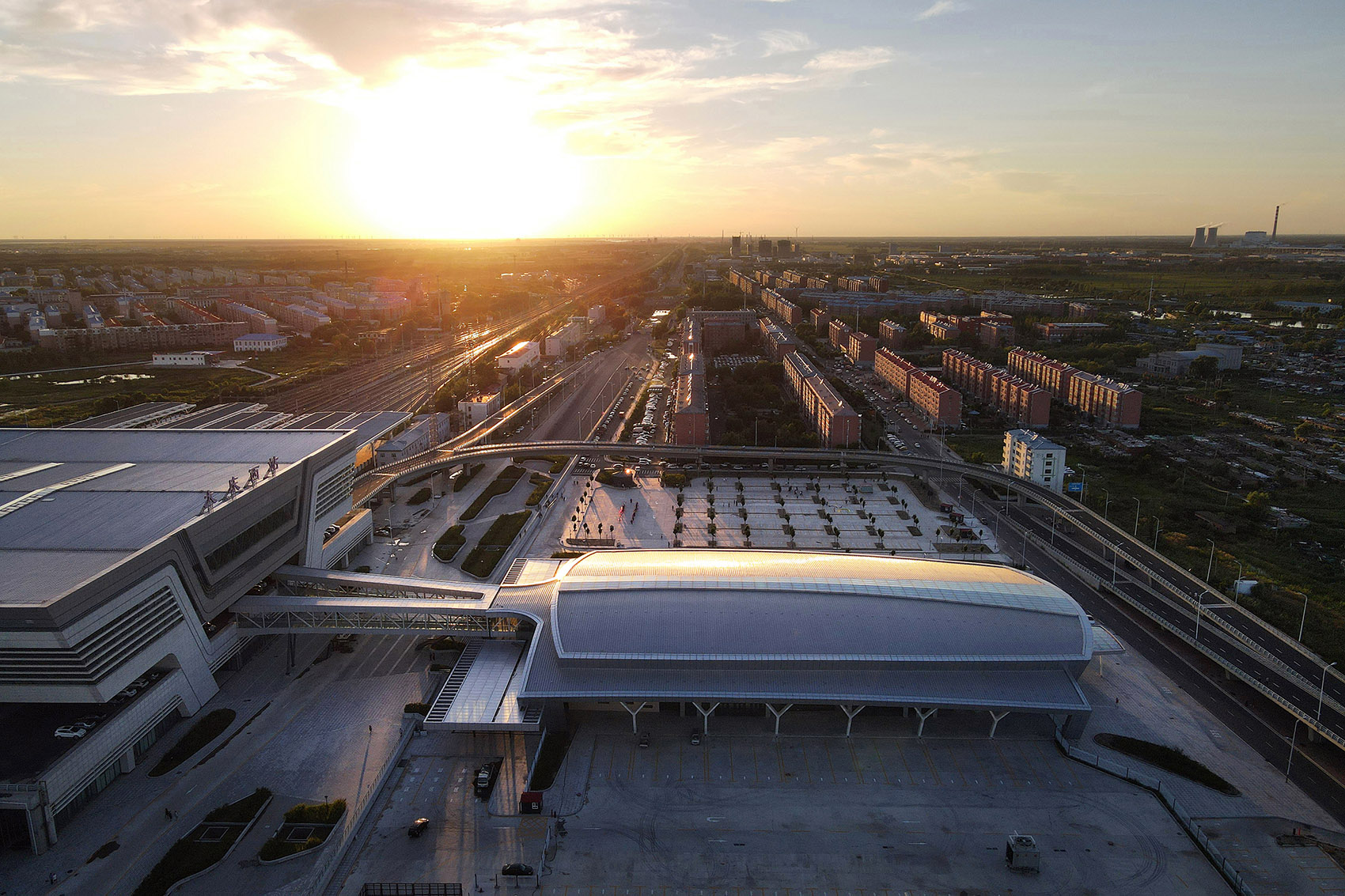 Daqing West Integrated Highway Passenger Station by Had Architects ...
