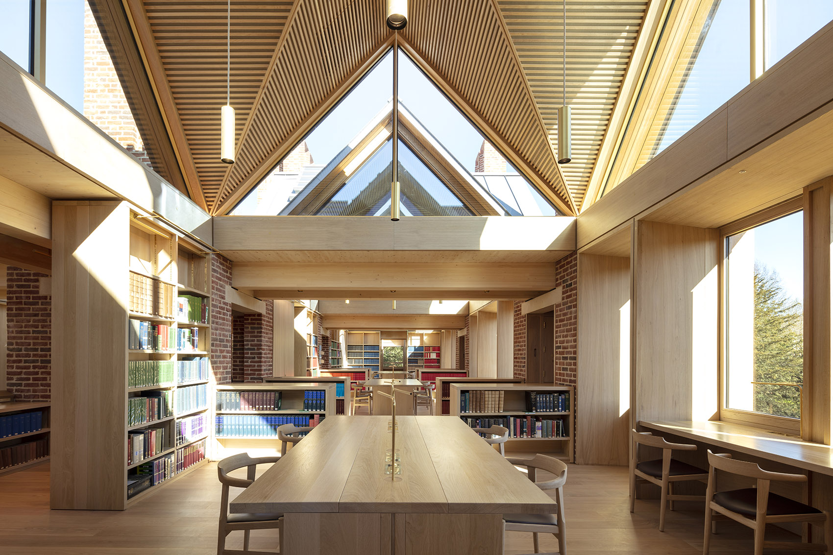 Magdalene College’s New College Library by Níall McLaughlin Architects ...