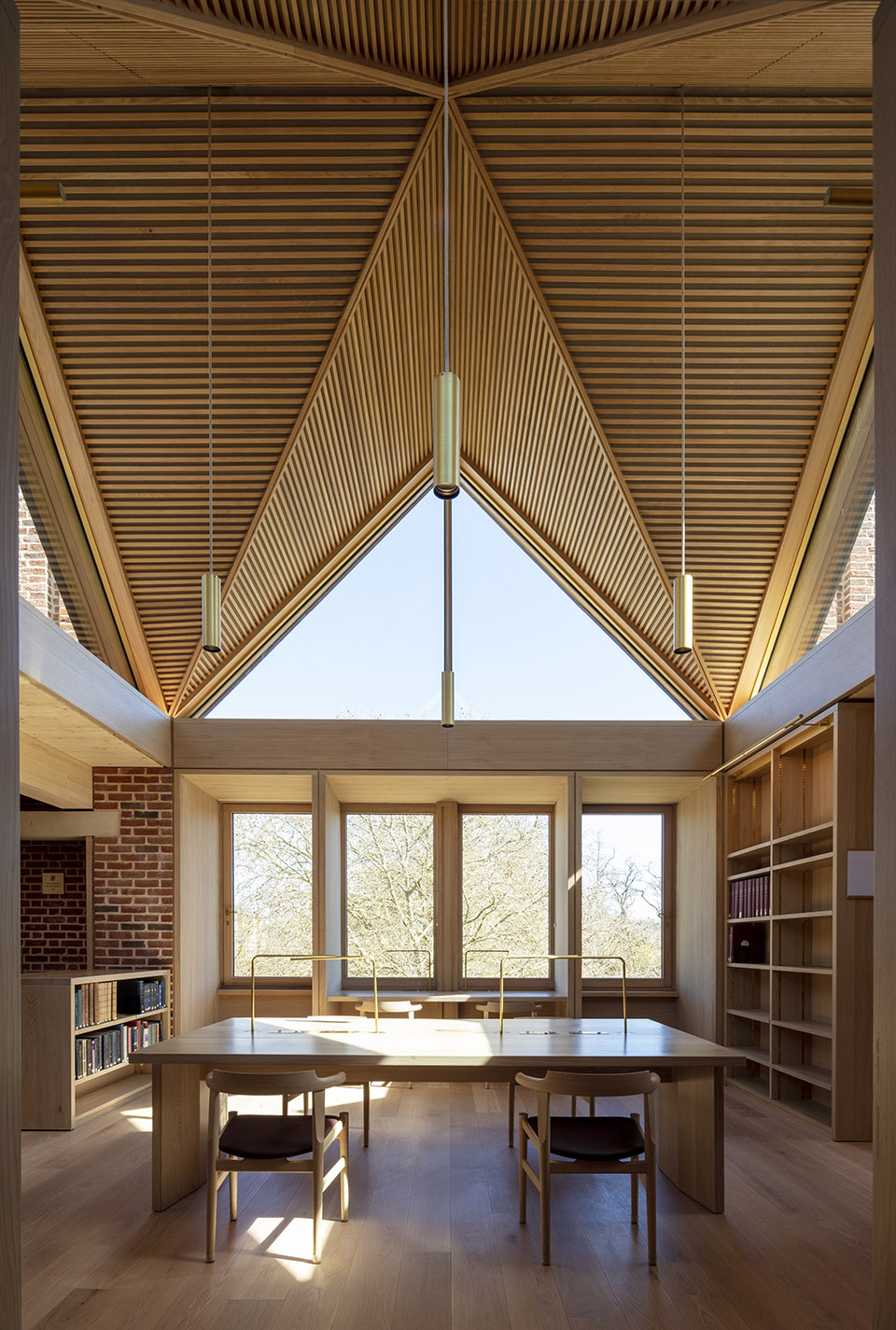 Magdalene College’s New College Library by Níall McLaughlin Architects ...