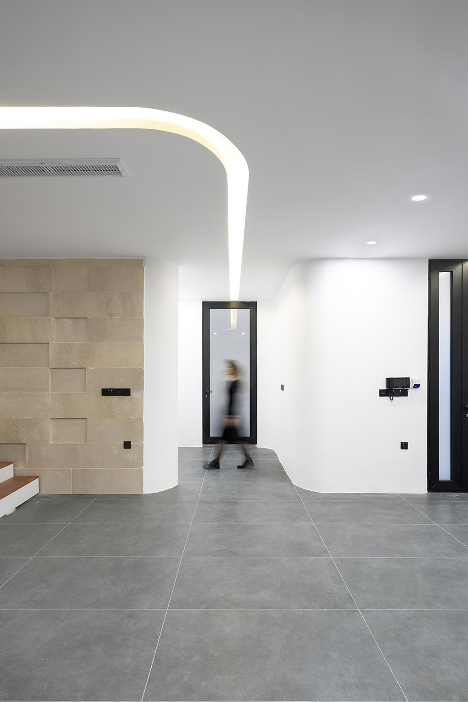 Bakrajo House by ZAKAA Architecture - 谷德设计网
