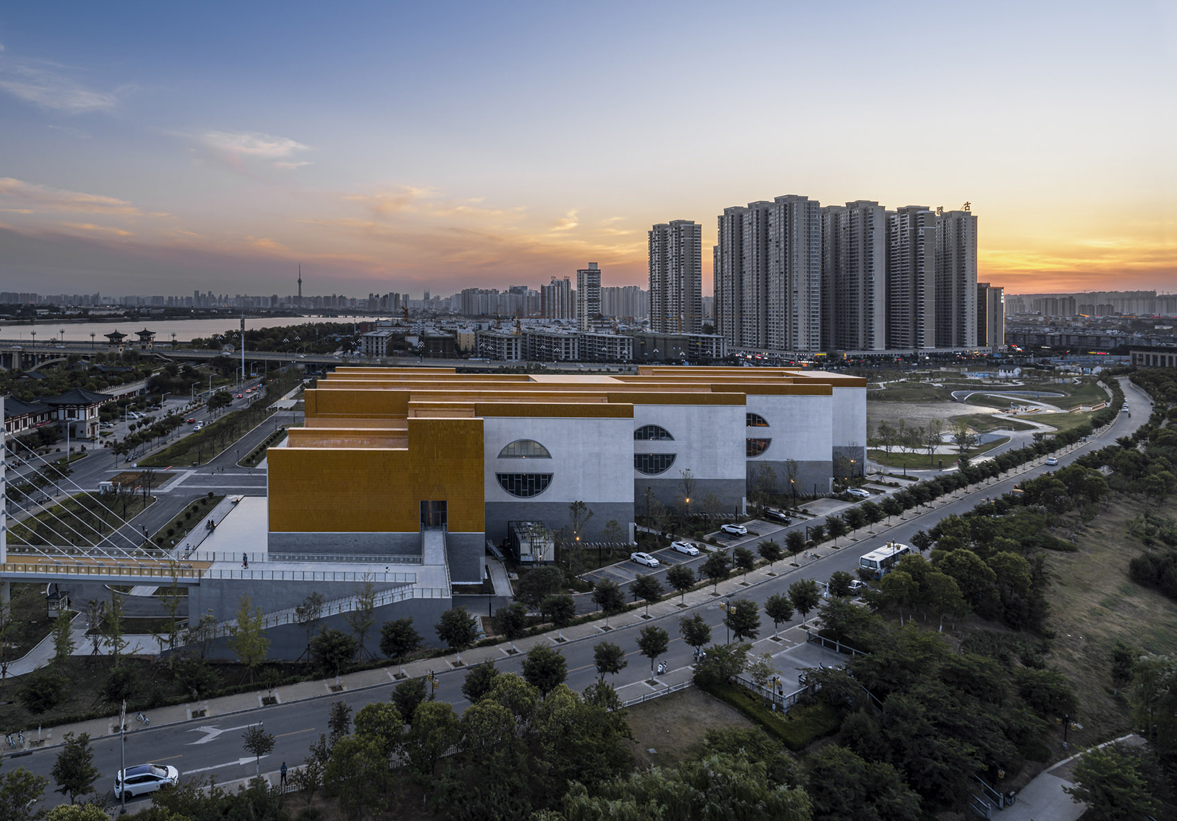 Sui-Tang Dynasties Grand Canal Culture Museum, Luoyang, China by TJAD ...