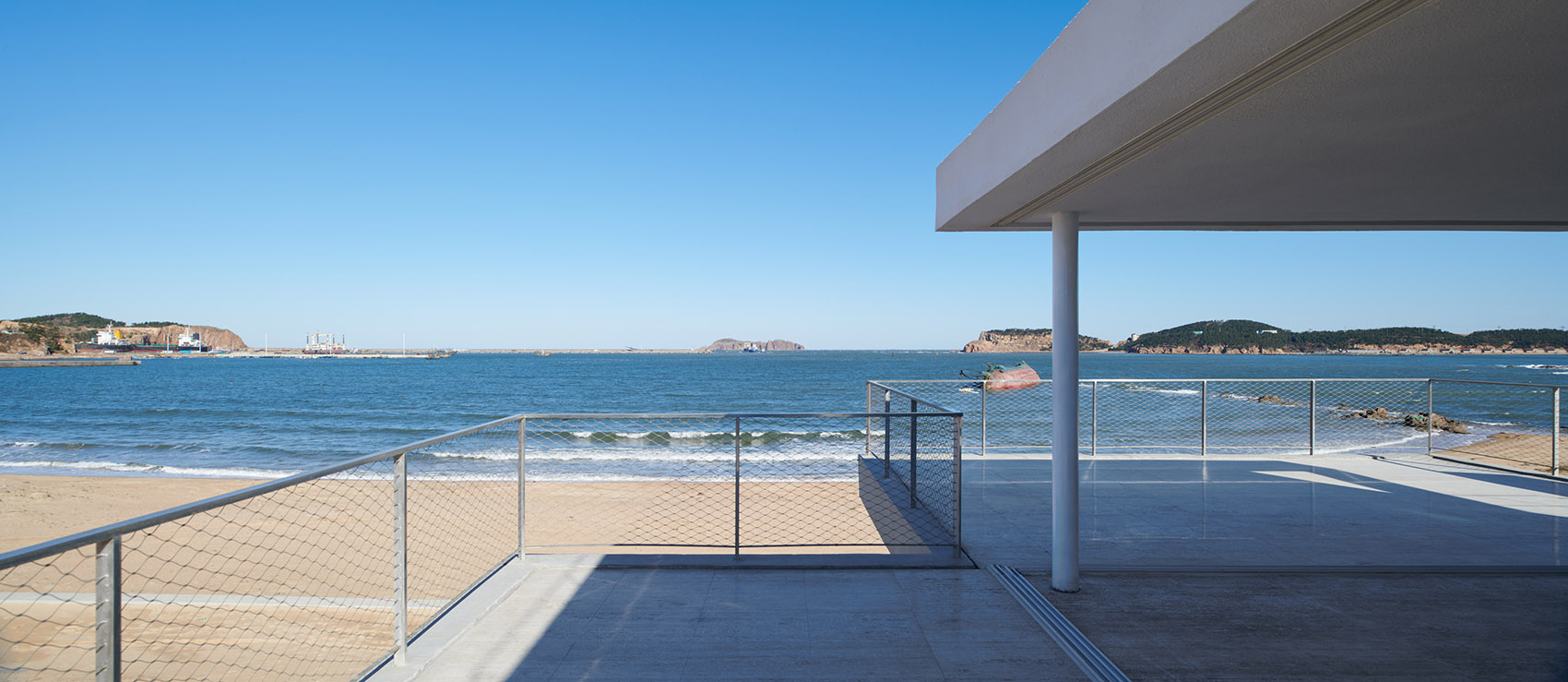Seaside Floating Pavilion, Shandong, China by TAO - 谷德设计网