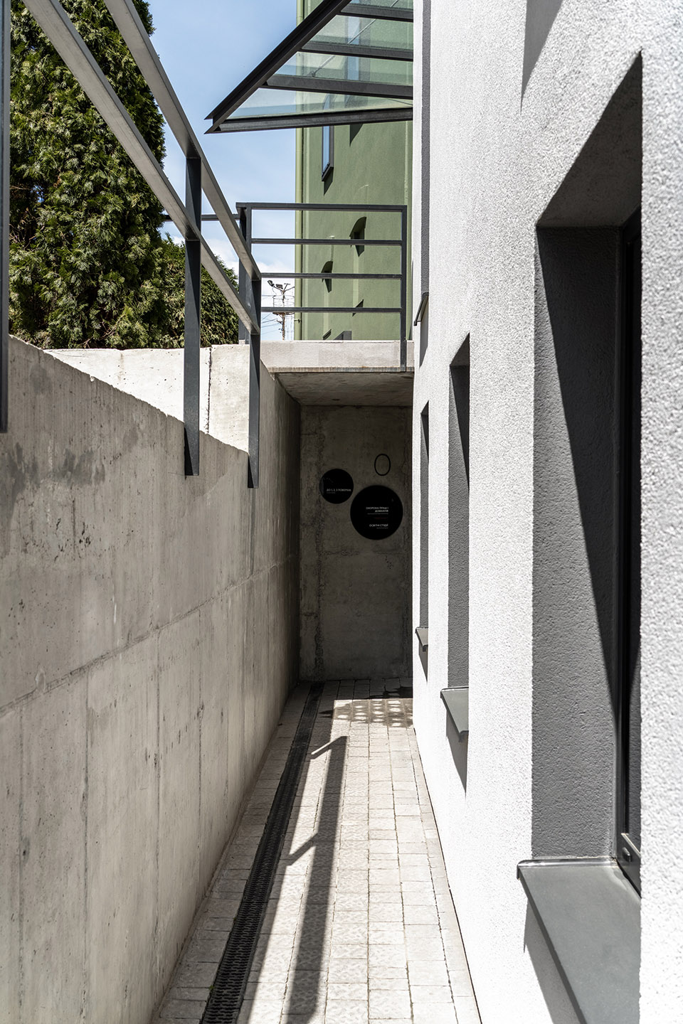 Enzym Factory Renovation by replus design bureau - 谷德设计网