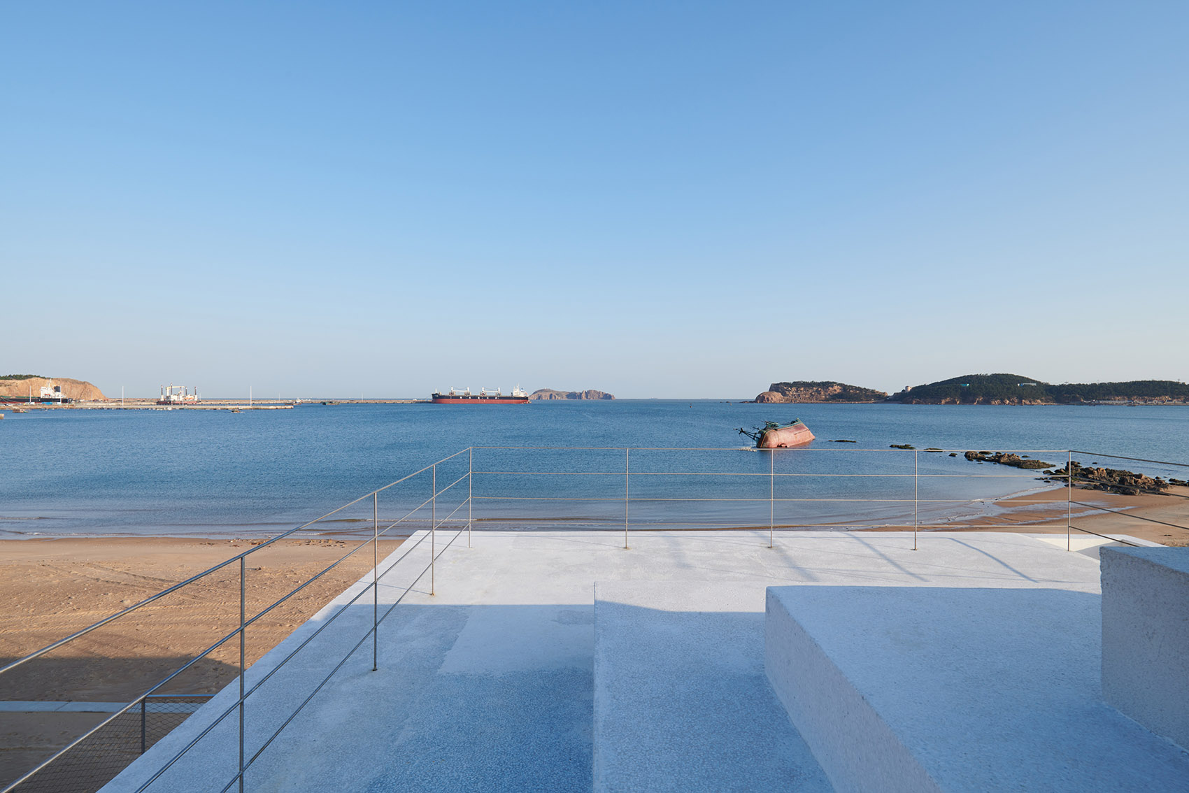 Seaside Floating Pavilion, Shandong, China by TAO - 谷德设计网