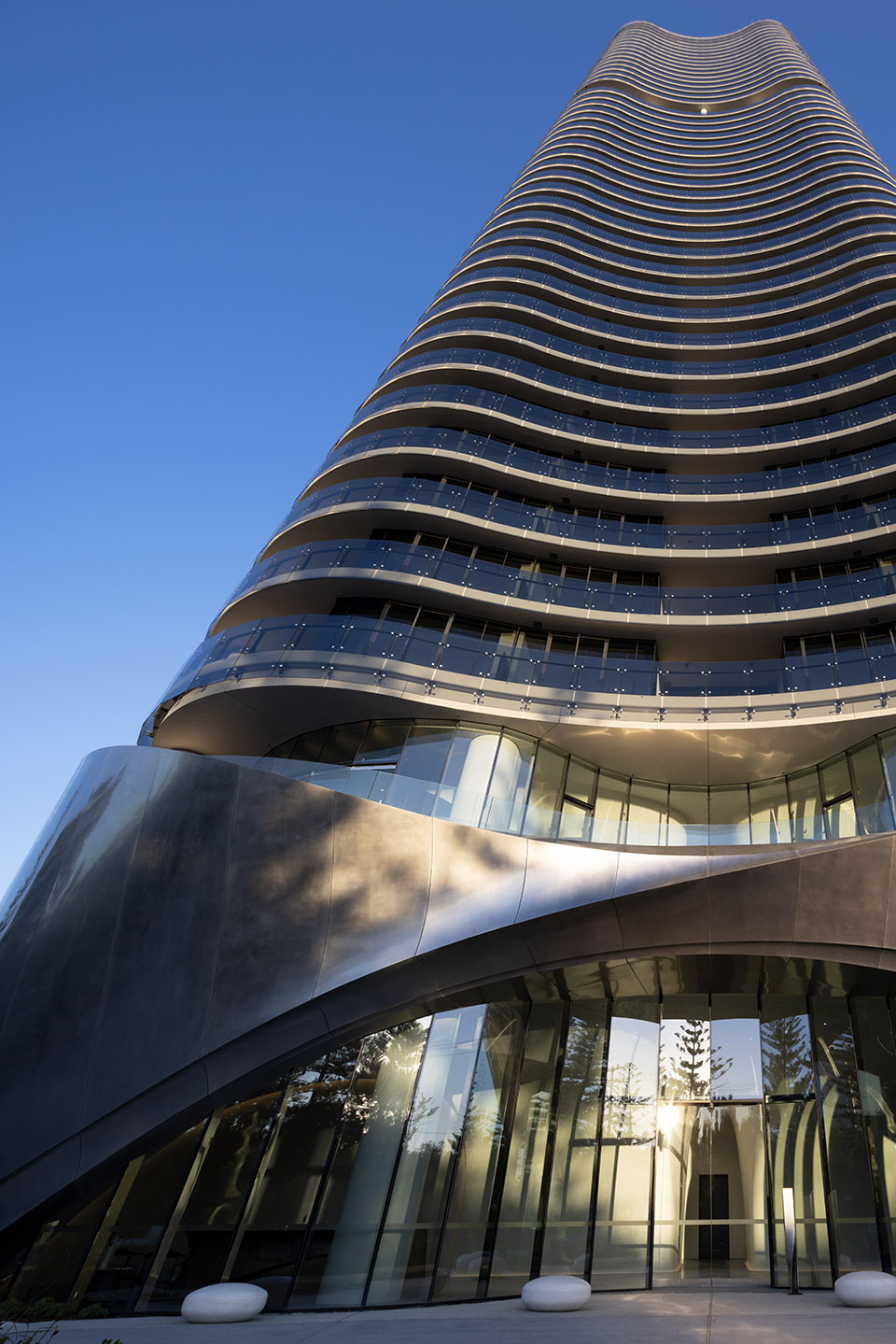 272 Hedges Avenue Pedestal, Mermaid Beach, Gold Coast by CONTRERAS EARL ...