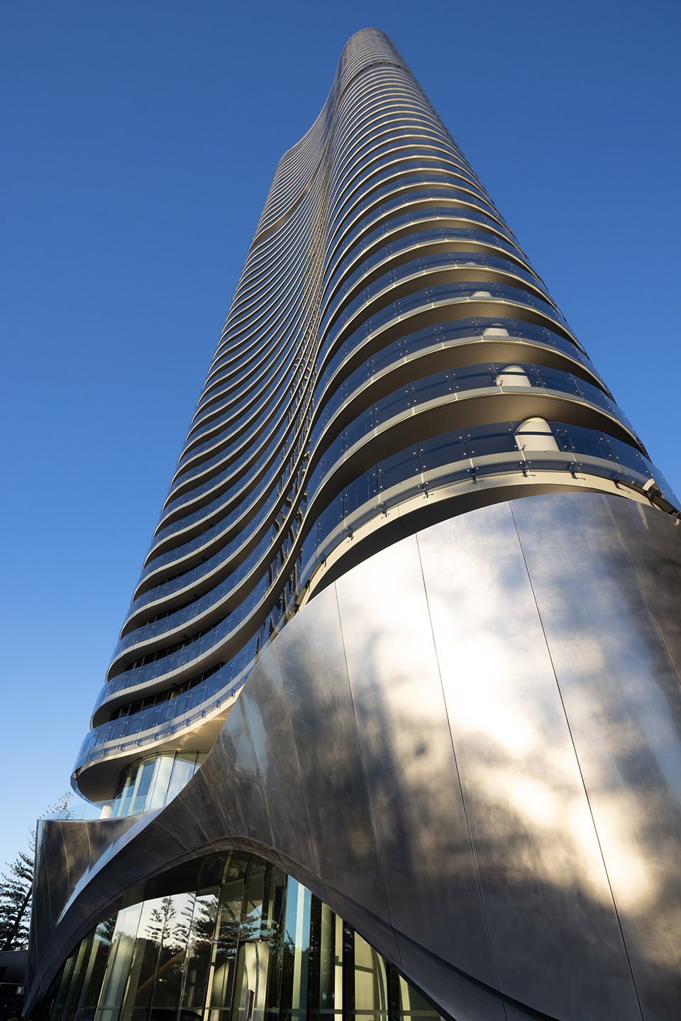 272 Hedges Avenue Pedestal, Mermaid Beach, Gold Coast by CONTRERAS EARL ...