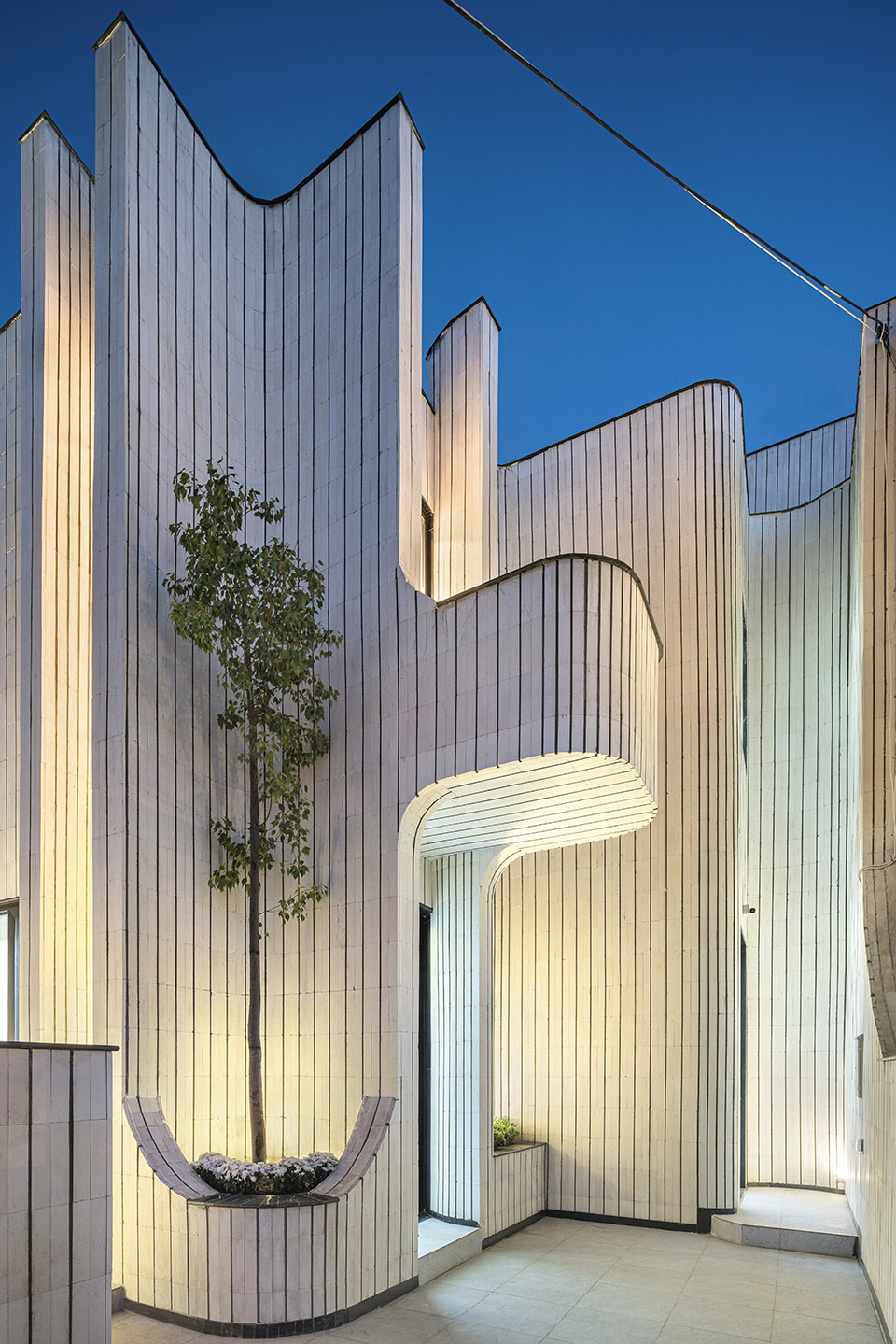 Bakrajo House by ZAKAA Architecture - 谷德设计网