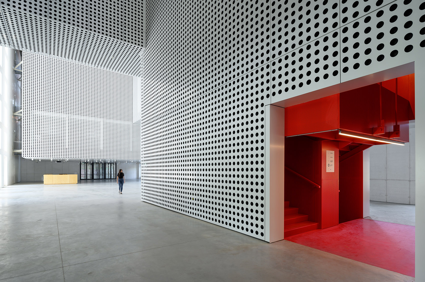 Cukrarna Gallery, Slovenia by SCAPELAB - 谷德设计网