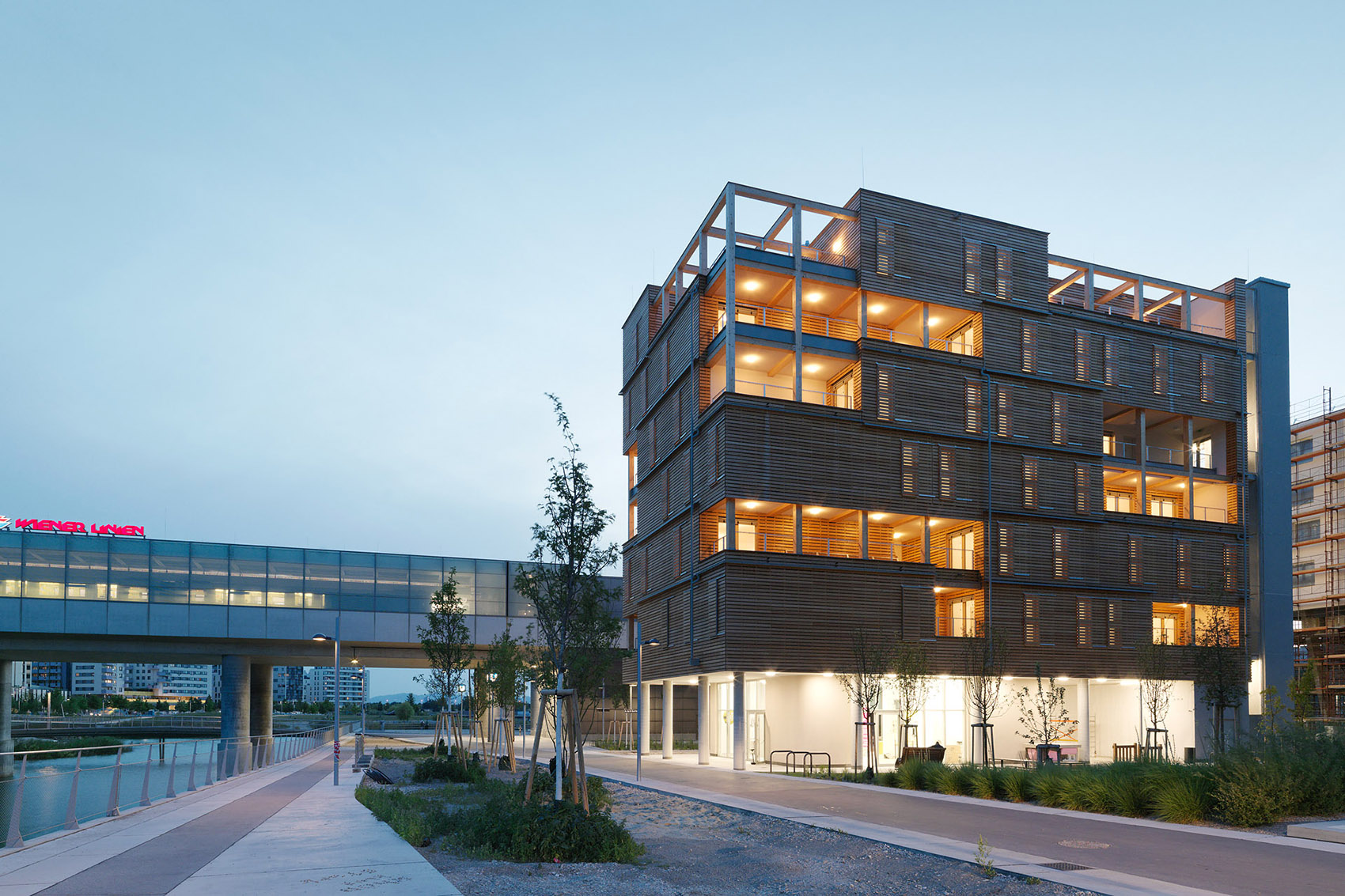 Forum am Seebogen, Seestadt Aspern, Vienna by heri&salli - 谷德设计网