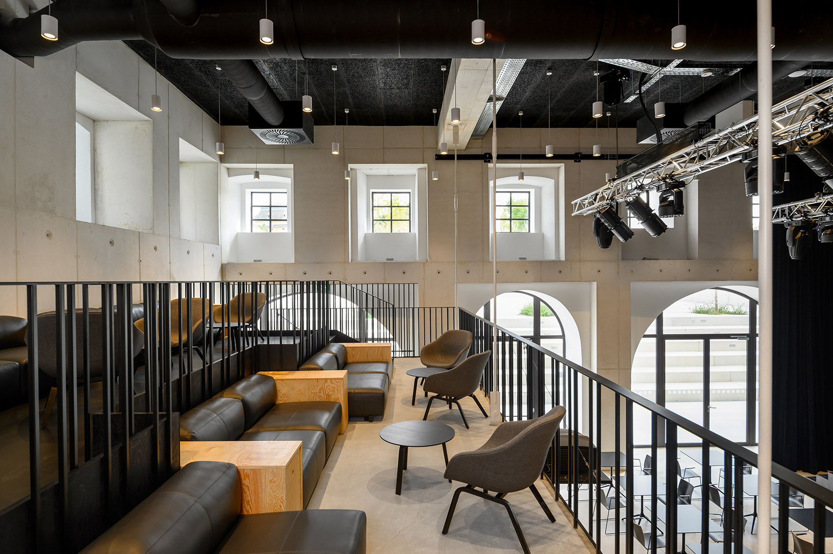 Cukrarna Gallery, Slovenia by SCAPELAB - 谷德设计网