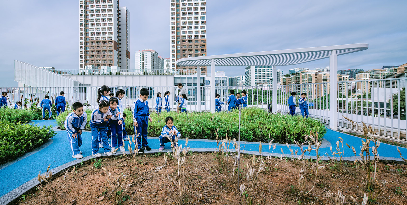 Learning Terraces: Fuqiang Elementary School, Shenzhen, China by People ...