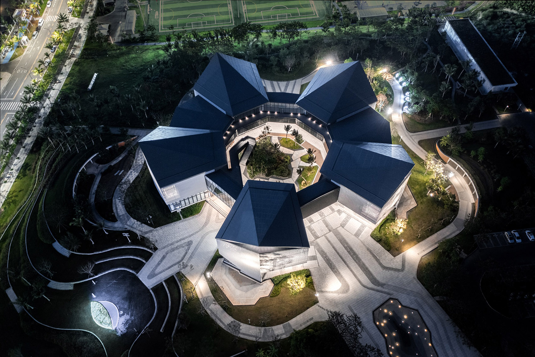 Yazhou Bay Science & Technology City Industry Promotion Center, Sanya ...