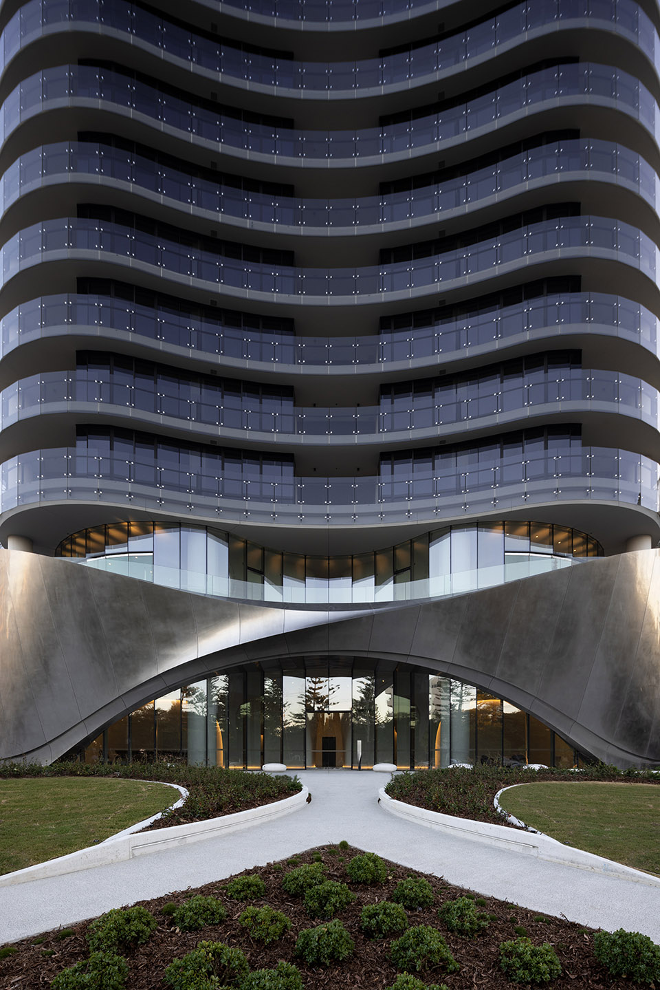 272 Hedges Avenue Pedestal, Mermaid Beach, Gold Coast by CONTRERAS EARL ...