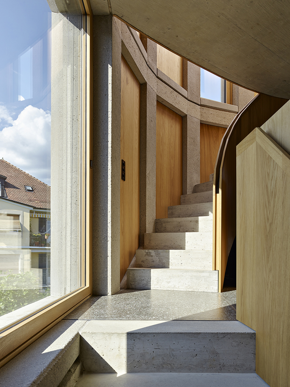 Urban House in Pully by LOCALARCHITECTURE - 谷德设计网