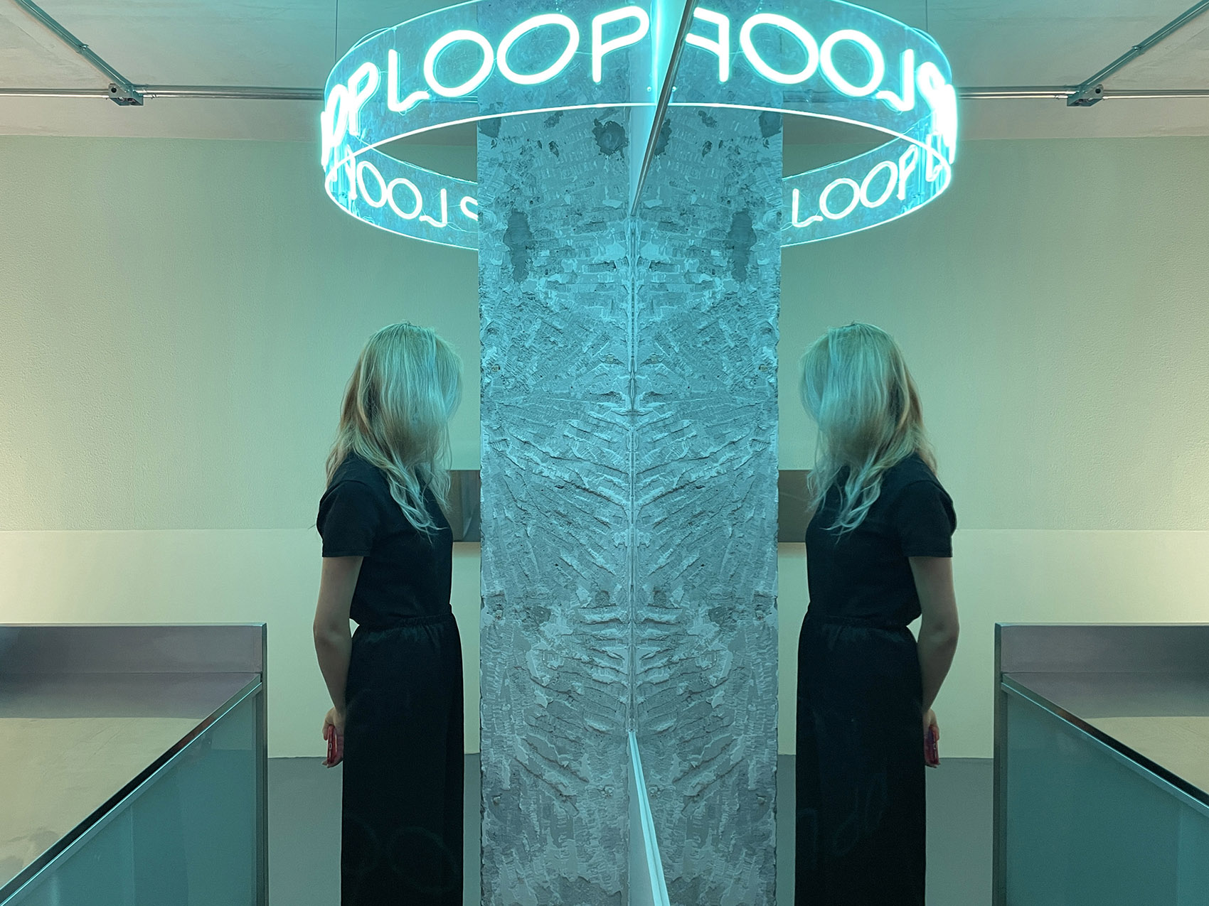 LOOP on The Press of Shanghai by HCCH Studio - 谷德设计网