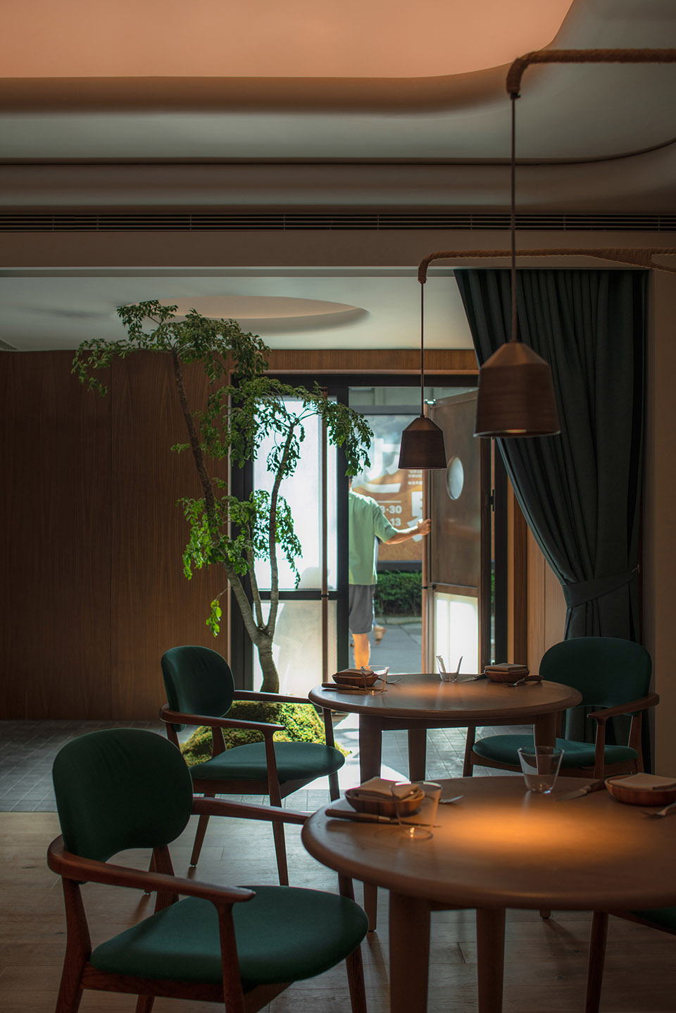 Co-Restaurant by Gokan Studio - 谷德设计网