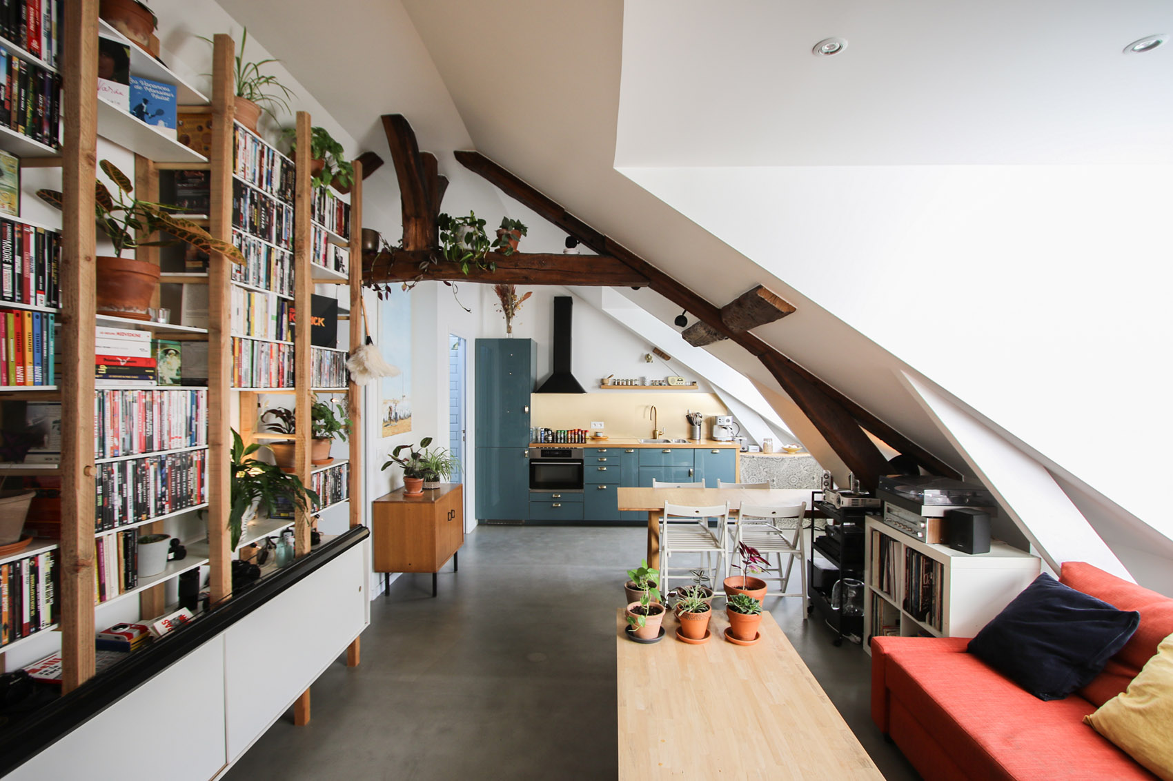 Combles by Collective Parenthèse - 谷德设计网