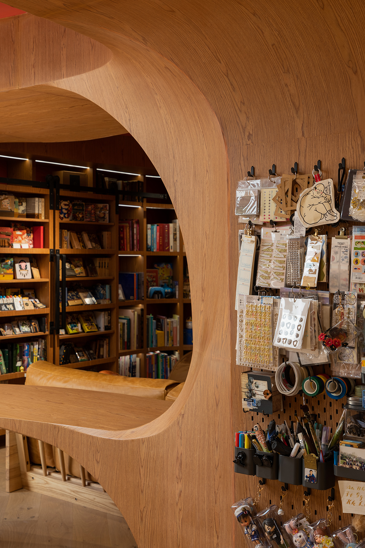 Hand account blogger Aguai’s home by LZArchitects - 谷德设计网