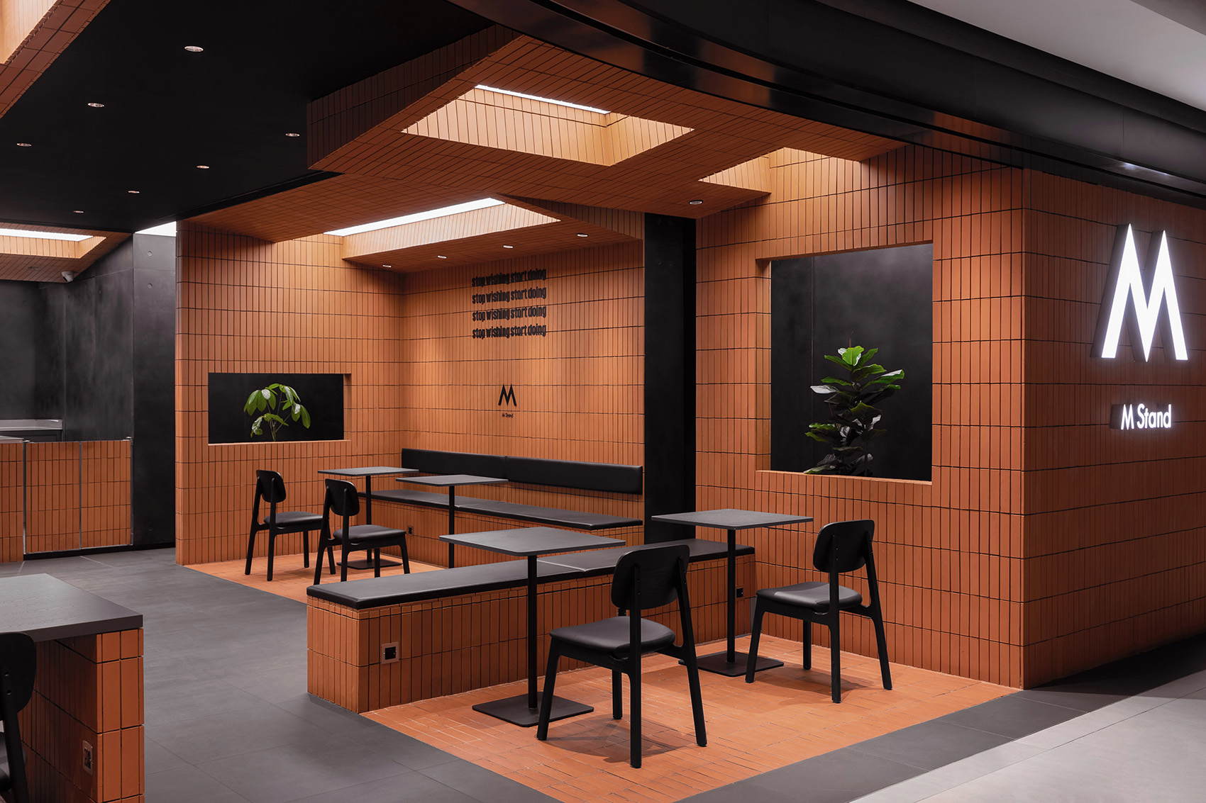 M Stand in K11 Shanghai by z15 studio - 谷德设计网